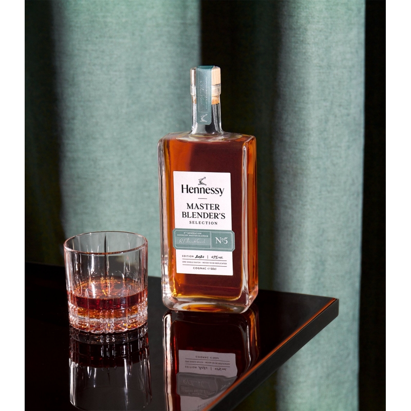 Hennessy Master Blender's N°5 Cognac Limited Edition I La Cognatheque